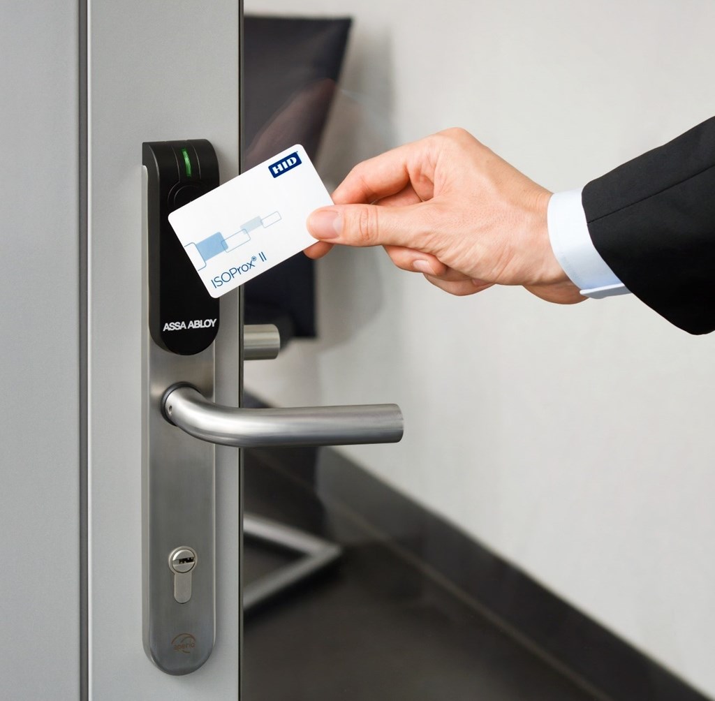 All you need to know about wired and wireless access control solutions ...